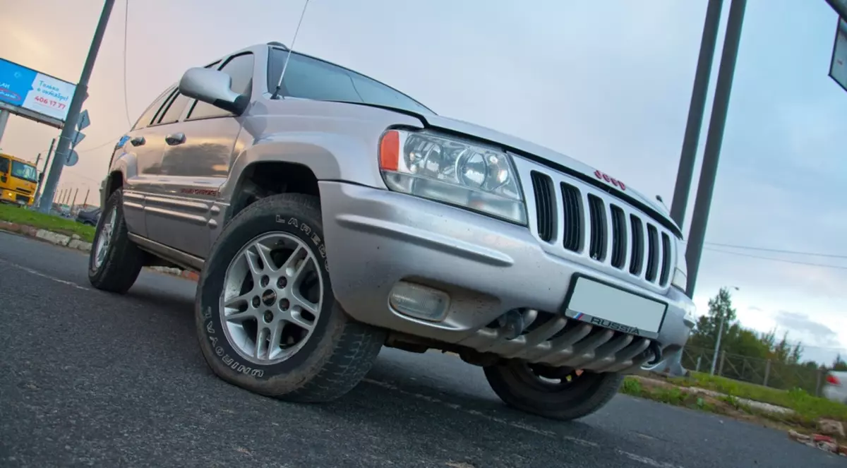 Servizz u Tiswija Jeep Grand Cherokee WJ: L-għażla ta 'raġel indipendenti b'saħħtu 30148_1