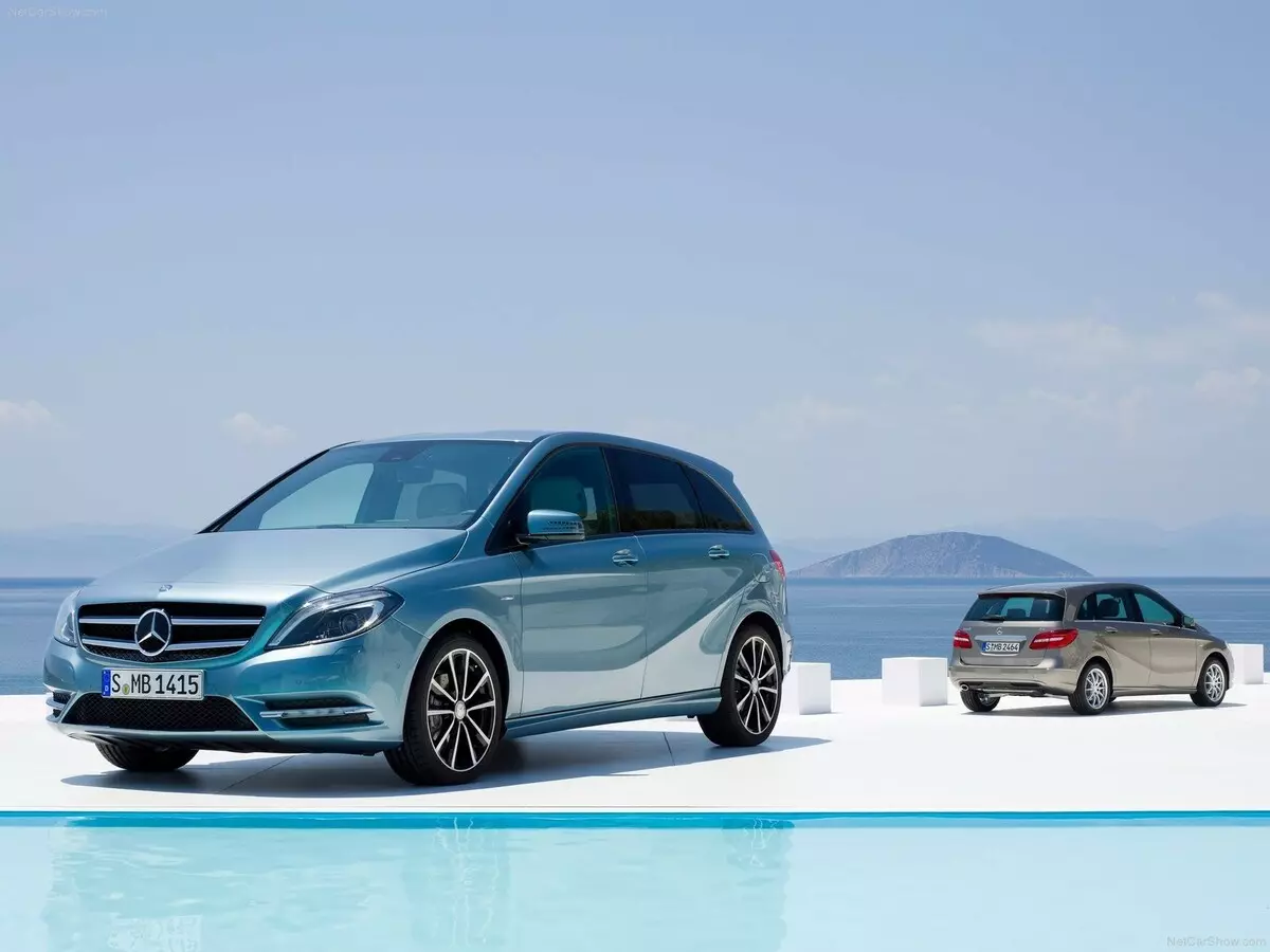 100.000 chilometri con Mercedes-Benz B-Class: Nagar su valvole e piccoli problemi 30167_4