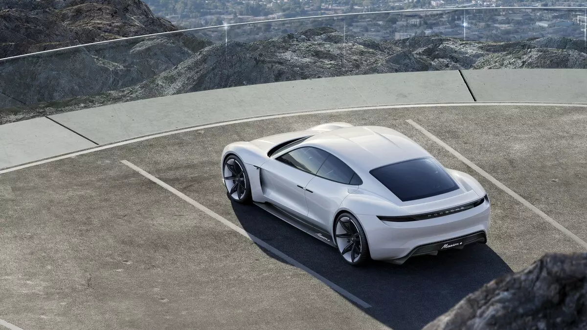 Porsche Taycan: серійне втілення концепту Mission-E 30247_4