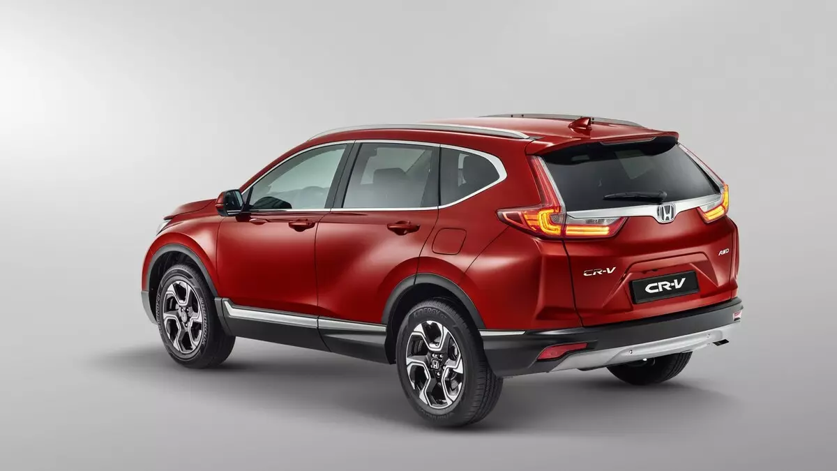 Honda va trucar al preu de CR-V 2.0 per a Rússia 30298_4