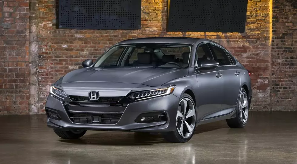 Pengeluaran bersiri telah mula Honda Accord generasi baru 30317_2