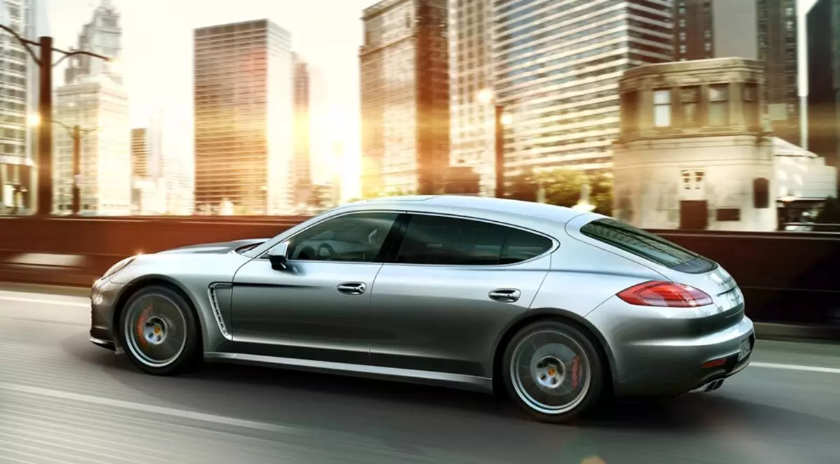 Porsche Panamera வசந்த தொடக்கத்தில் முழுமையாக மேம்படுத்தப்பட்டது 30325_2