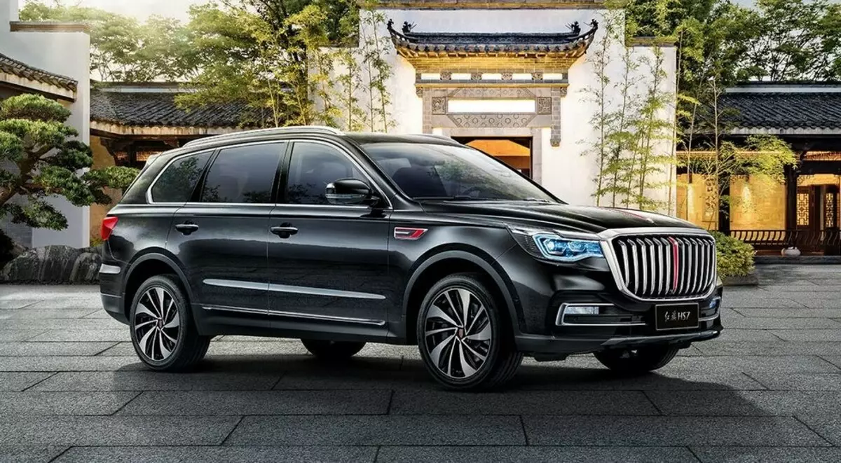 Луксозен китайски кросоувър с турбо двигател V6: два пъти по-евтин BMW X5 30369_11