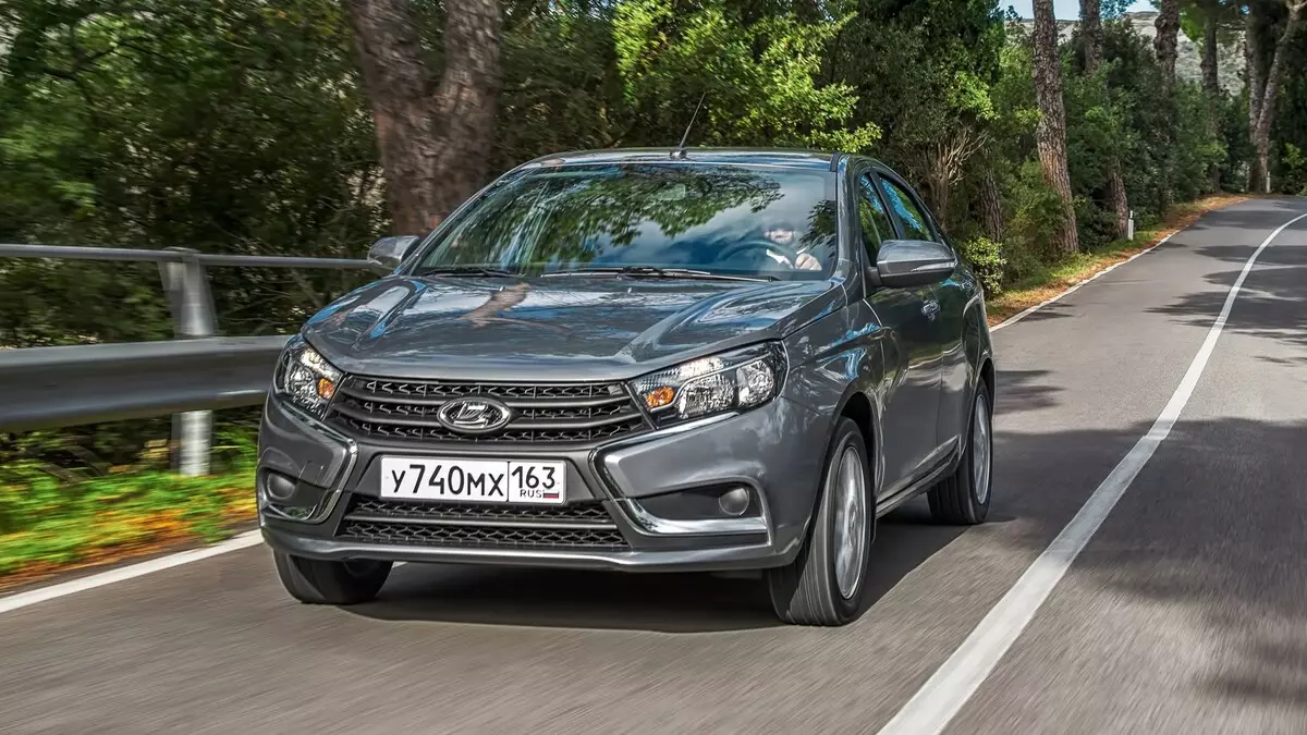 Lada-vesta-grey_097 [1]