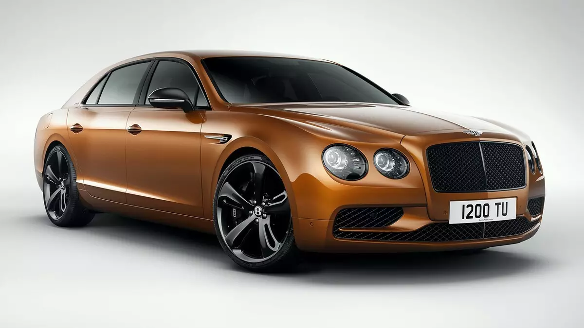 Sedan unggulan Bentley tiba di Rusia, harganya diketahui 30503_1