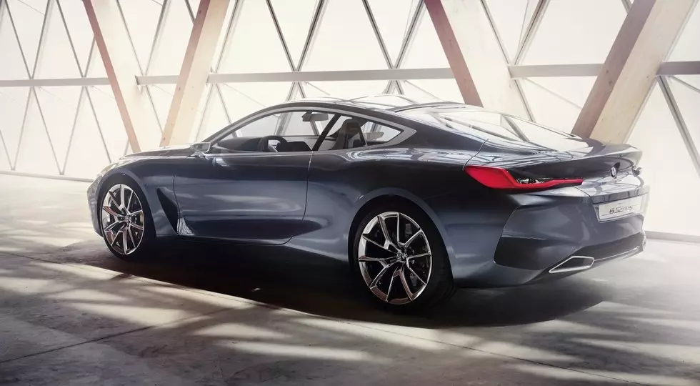 O luxuoso BMW 8 Series Coupé é oficialmente representado 30548_3