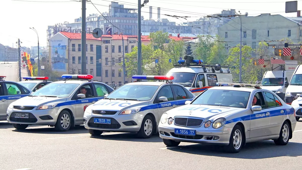 Carros policiais