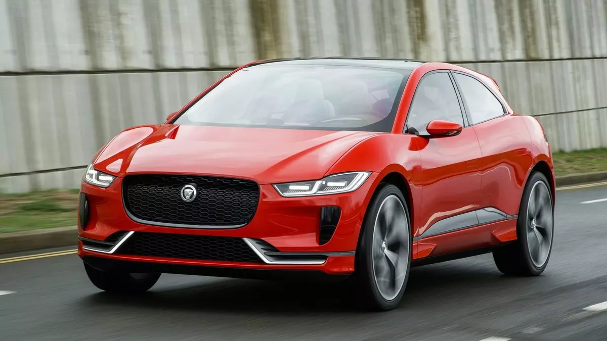 Serial crossover Jaguar I-Pace ua yeeb yaj kiab rau hauv video 30609_1