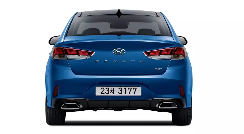 Hyundai nga gitawag sa mga dagway sa bag-ong i30 ug Sonata sa Russia 30616_10