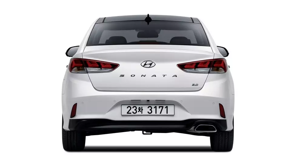 Hyundai het die voorkoms van nuwe I30 en Sonata in Rusland genoem 30616_7