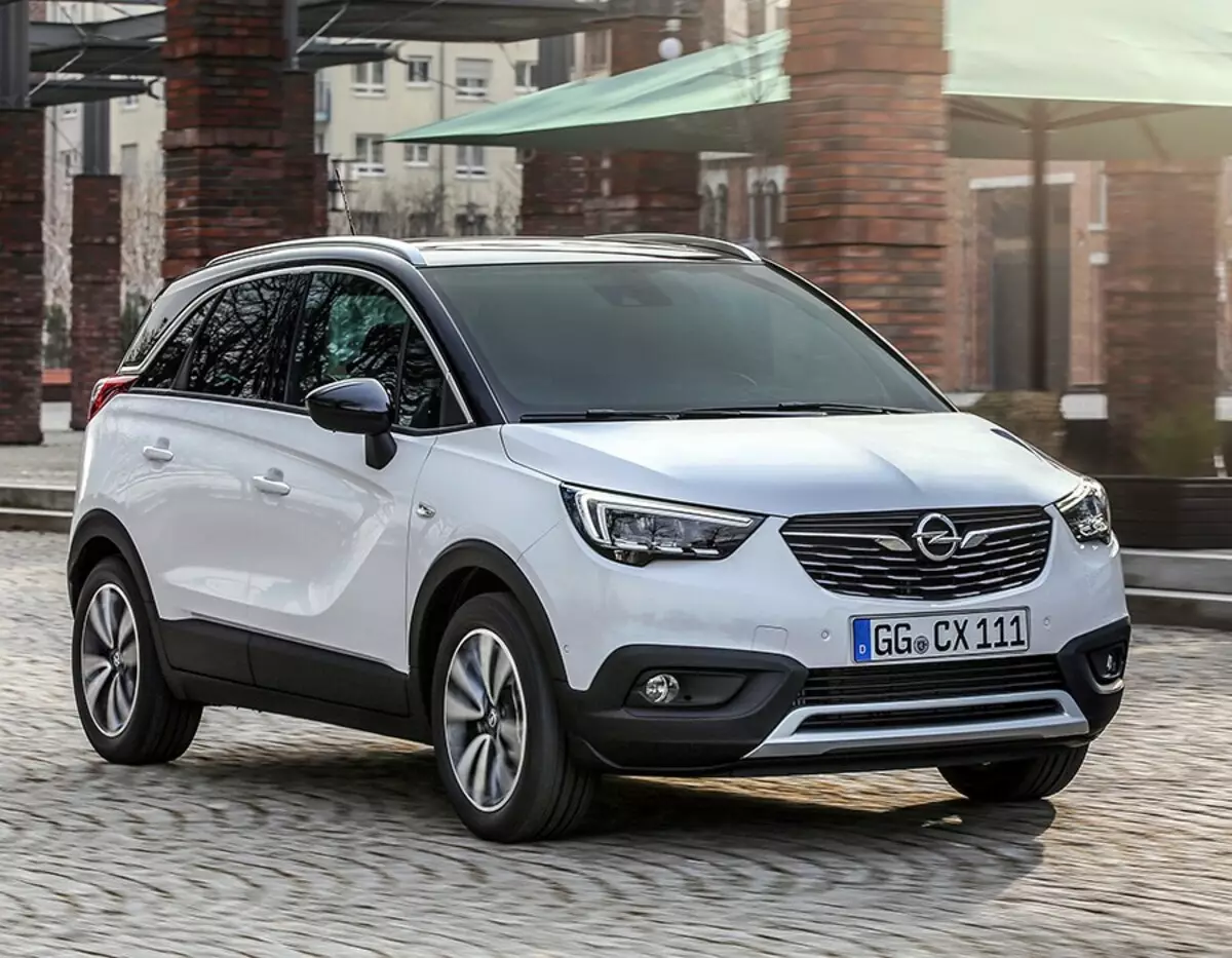 În fotografie: Opel Crossland X