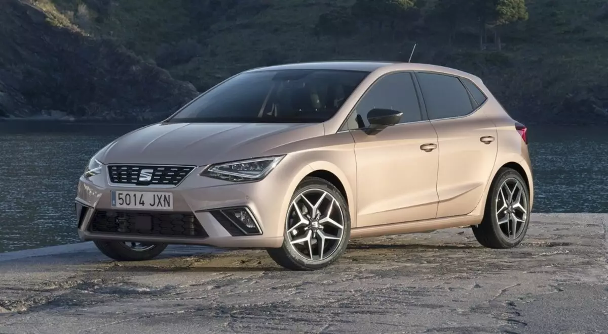 Дизайн нового кросовера Seat розкрили до офіційного дебюту 30628_3