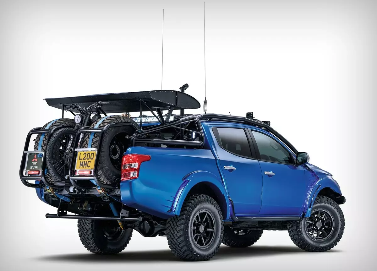 17MY L200 Barbar's Top Gear'.JPG1