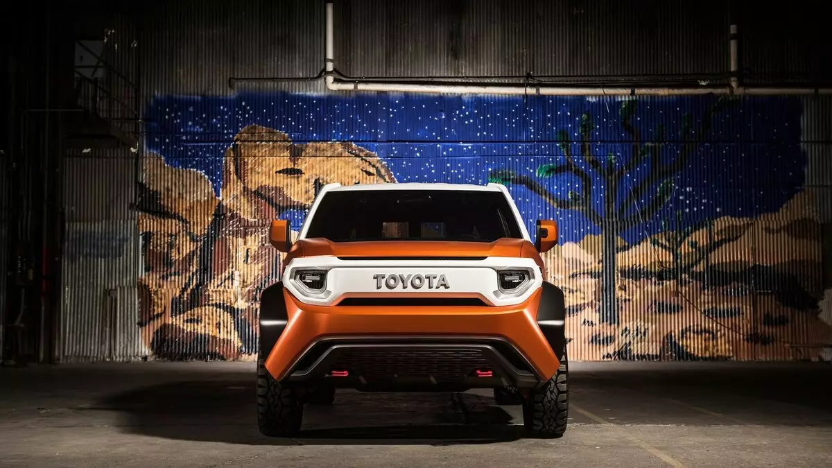 Toyota đã giải quyết một chiếc SUV mới ở New York 30667_5