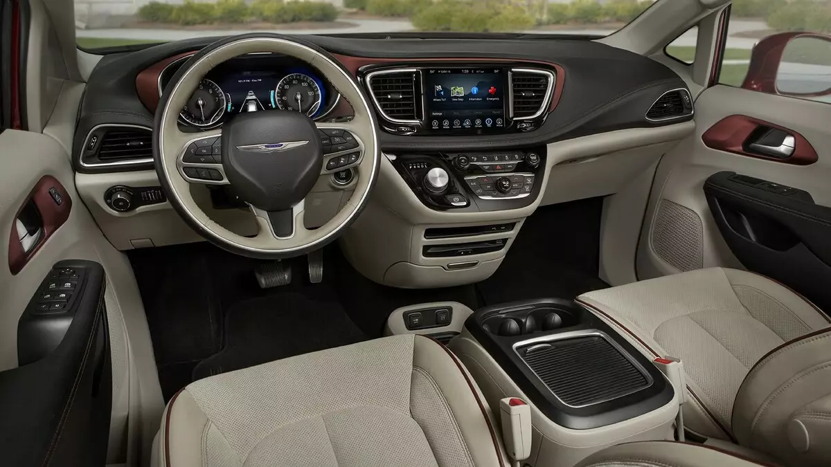 Minivan Chrysler Pacifica kommer att säljas i Ryssland 30674_3