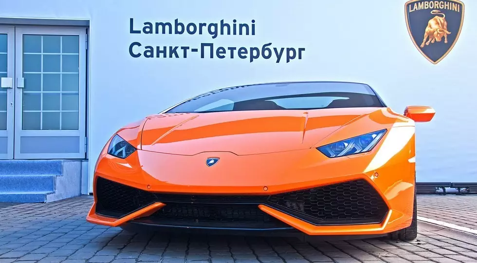 Sa Lamborghini, giingnan nila kung makita ang Urus Crossover sa Russia 30769_3