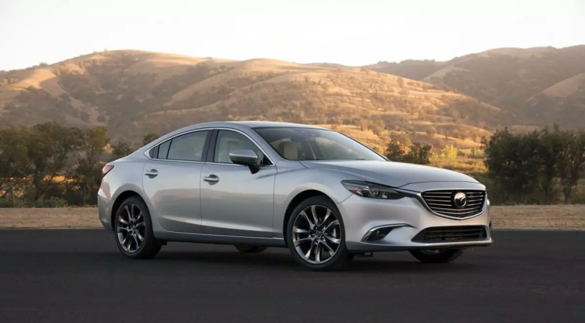 Fuair ​​Nuashonraithe Mazda6 córas tiomána iomlán 3079_1