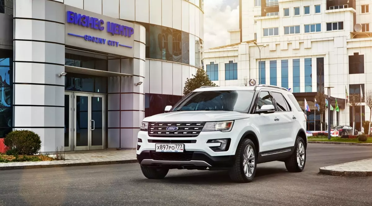 Слоновите го освојуваат Кавказот: тест возење на новиот Ford Explorer 30814_70