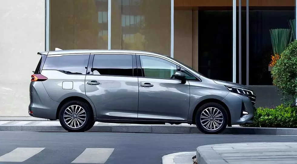 Minivan GAC یک سال پس از Premiere به روز می شود: موتور 