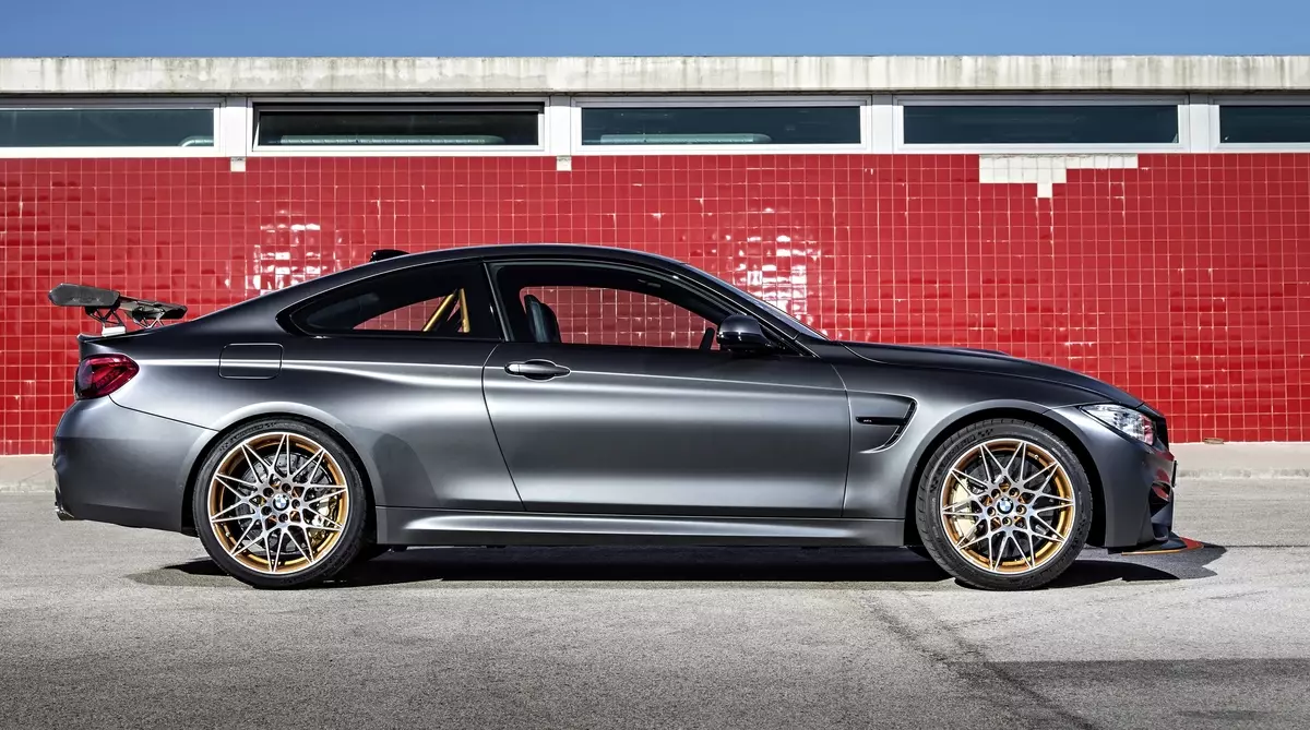 BMW introducerede en Super Sports Coupe M4 GTS 30879_19