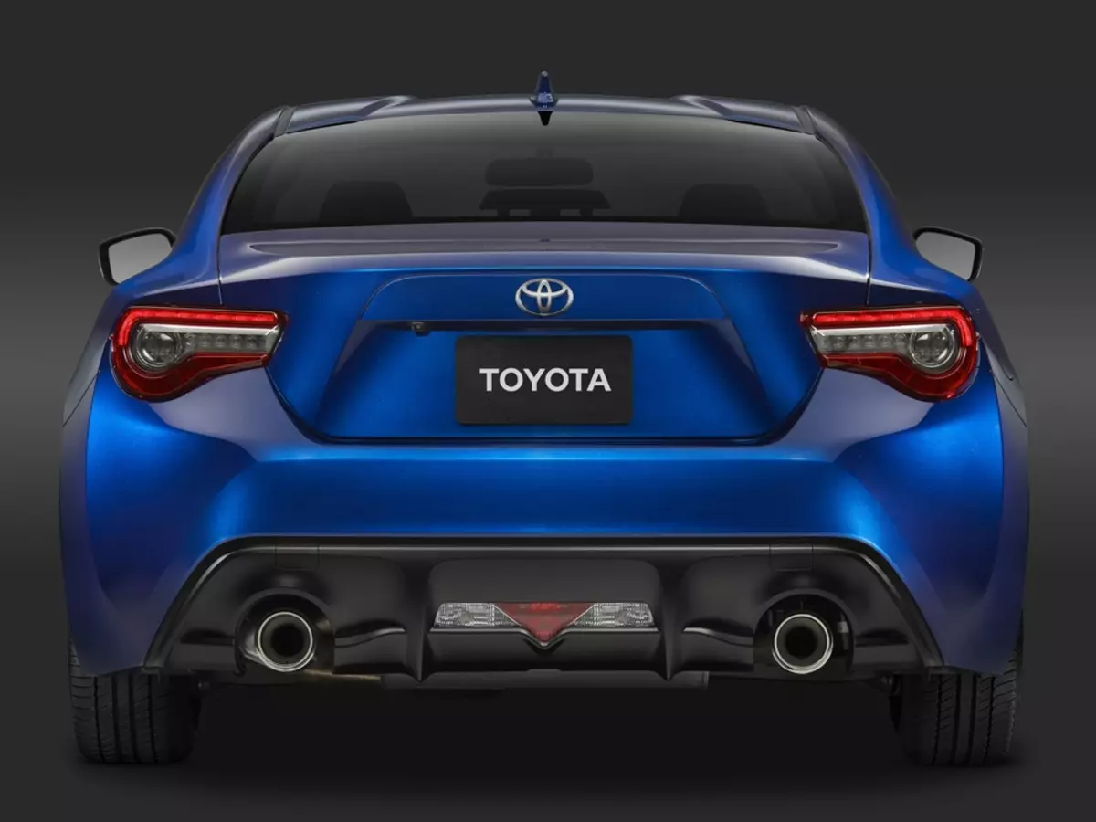Toyota (4) .jpg