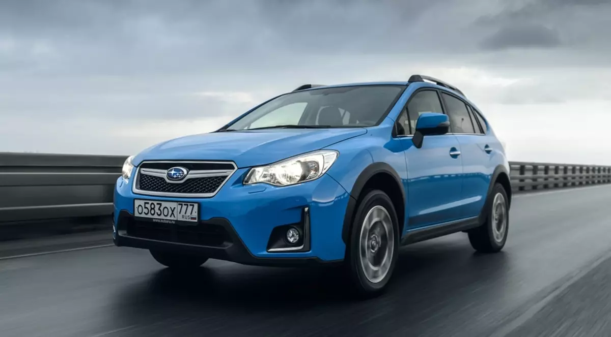 Subaru XV cập nhật đã nhận được một thẻ giá rúp 30908_1