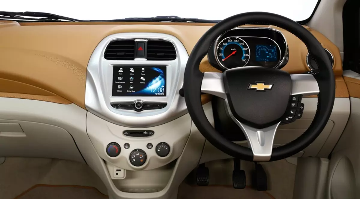 Chevrolet Spark став бюджетним седаном 30912_7