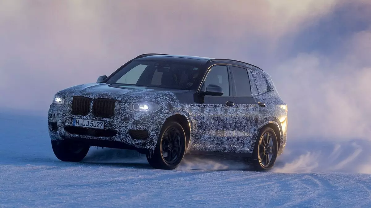 Kâlde test: BMW toande in nije X3 op wintertsstests yn Sweden 31005_3