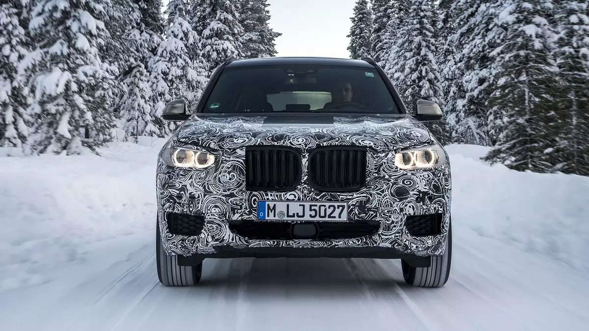 Kâlde test: BMW toande in nije X3 op wintertsstests yn Sweden 31005_5