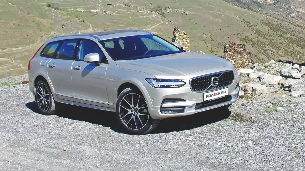 Flucht aus Hurrikan: Testantrieb Volvo V90 Cross Country T6 AWD 31039_28