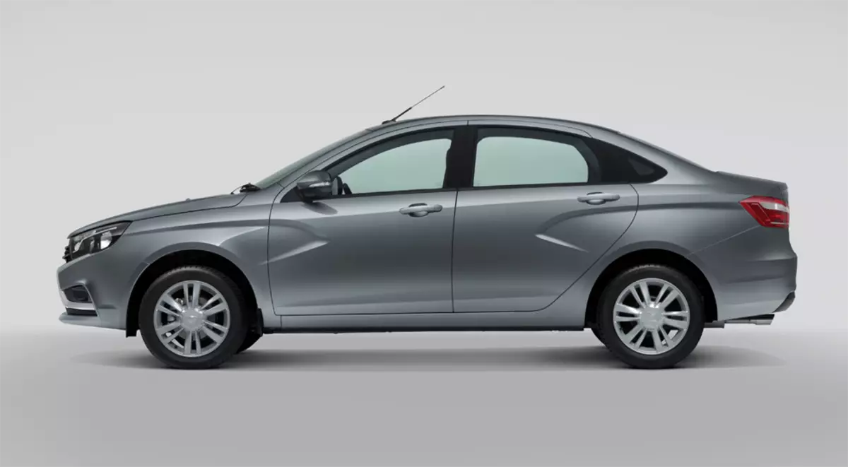 Lada Vesta Gray_033