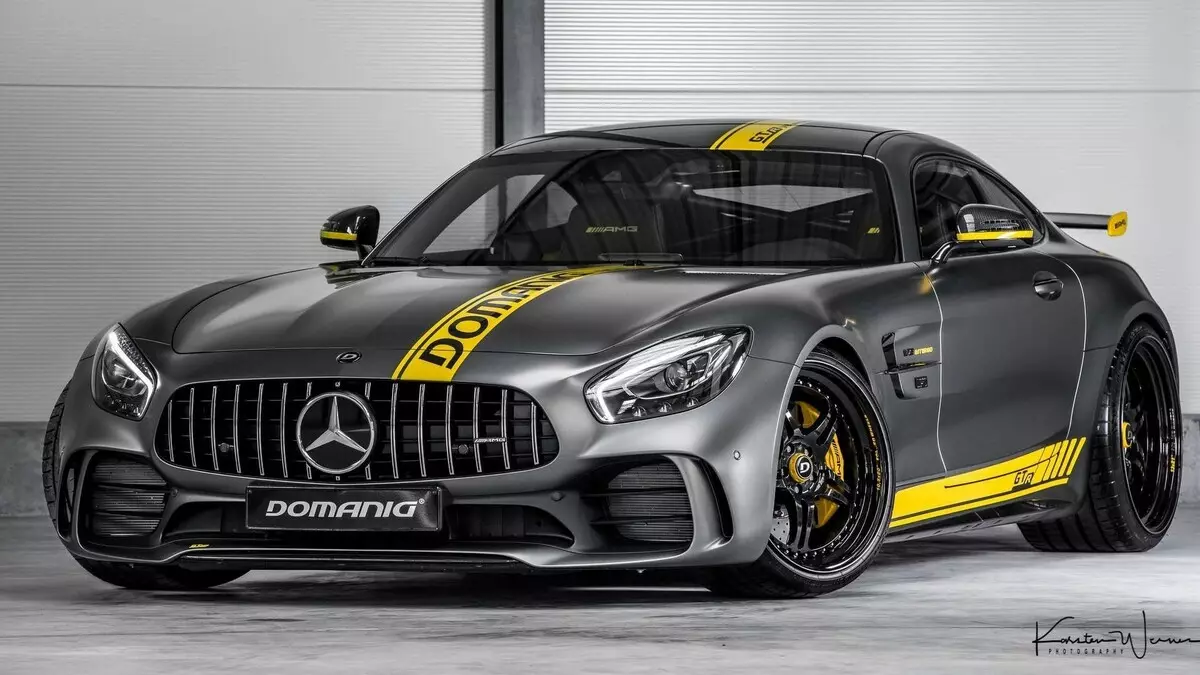 I-Domig yongeze iMercedes-Amg GT R iphantse ibe ngama-200 