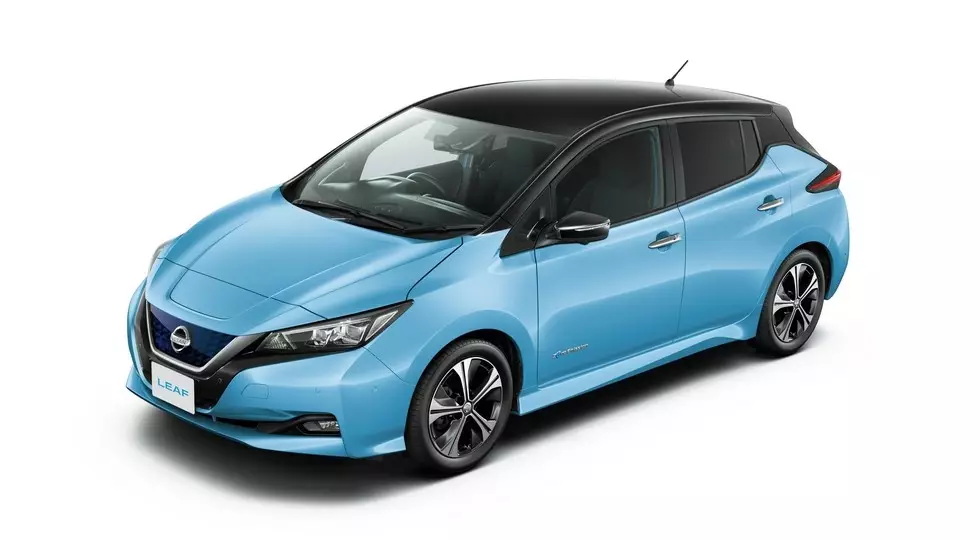 A nova geração da Nissan Leaf é representada. Pode aparecer na Rússia 31222_17