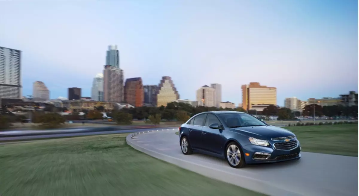 Restleded Chevrolet Cruze нь Женева ба Франкфурт хоёрын хооронд сонгодог 3122_5