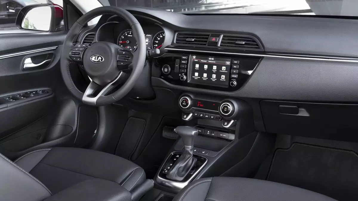 Young and Energetic: Test Drive New Kia Rio 31287_17