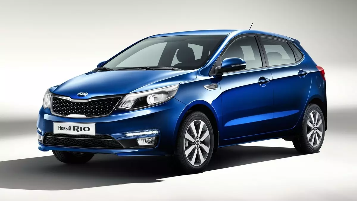 Young and Energetic: Test Drive New Kia Rio 31287_4