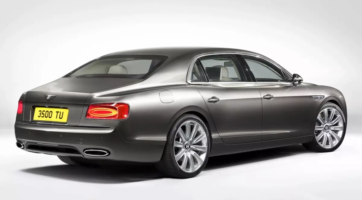 Bentley, Lamborghini နှင့်ရုရှား၌ Rolls-Royce: Crisis သည်လက်ဖြင့်သာဖြစ်သည် 312_7