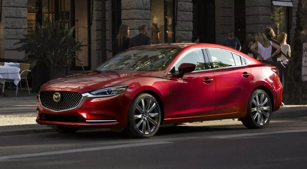 Frissített Mazda6: Luxus felszerelés és turbó motor 31332_10