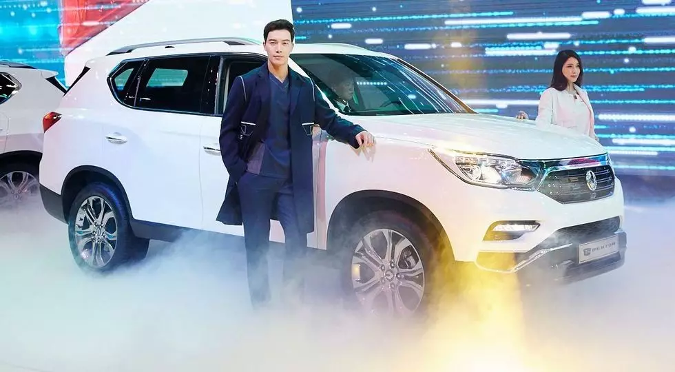 नवीन ssangyong rexton अधिकृतपणे प्रतिनिधित्व केले आहे 31380_4