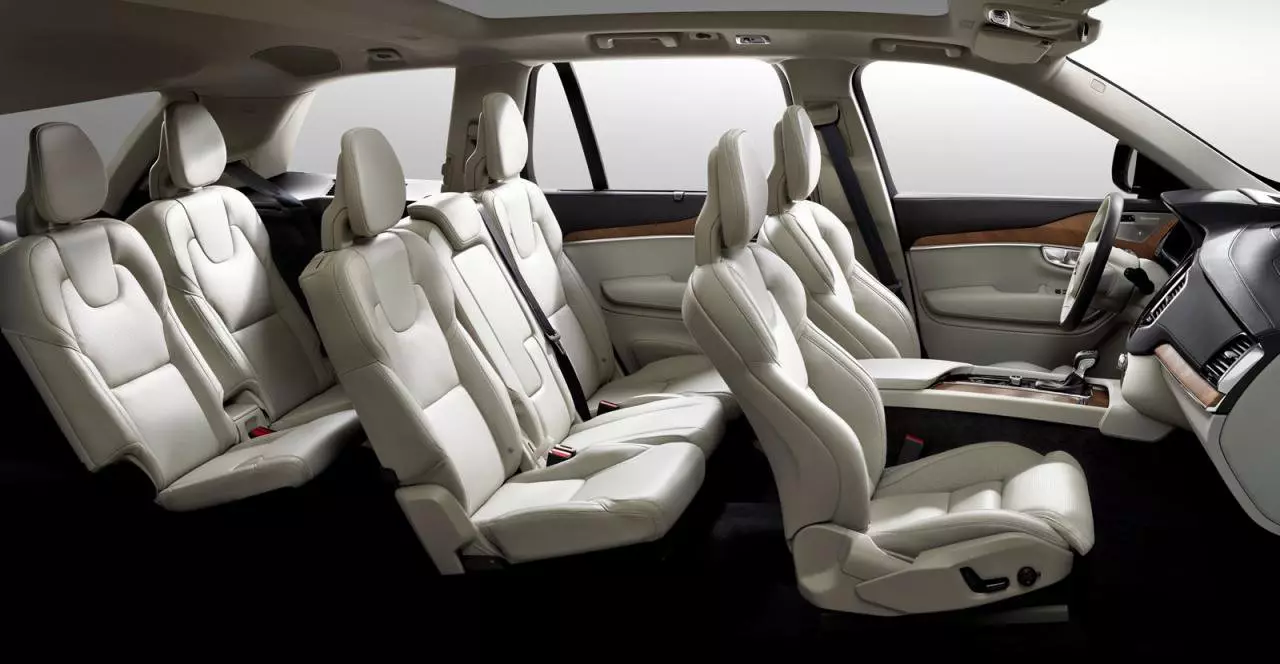 Interior generasi kedua Volvo XC90