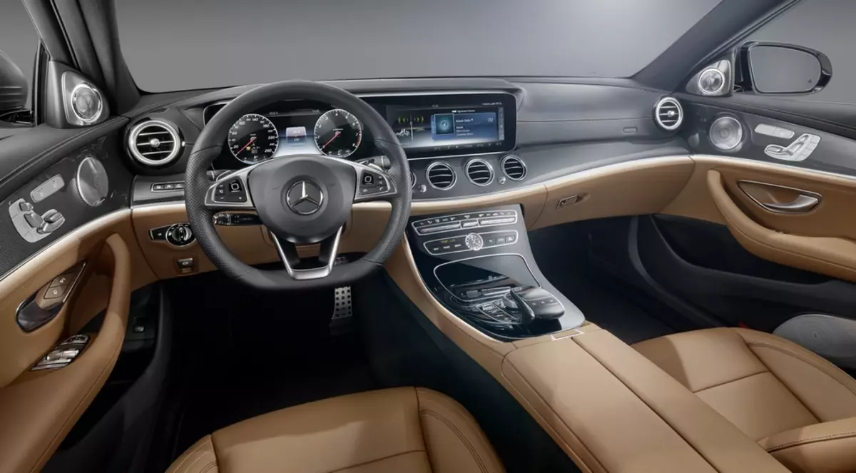 Original-2017_Mercedes-benz_e-class_-8.jpg