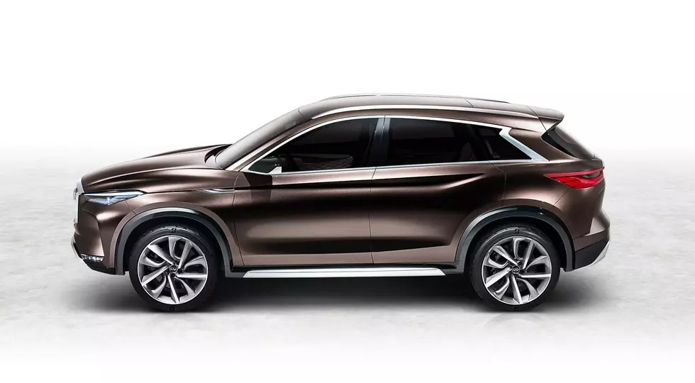 I-Infiniti Qx50 umxholo.