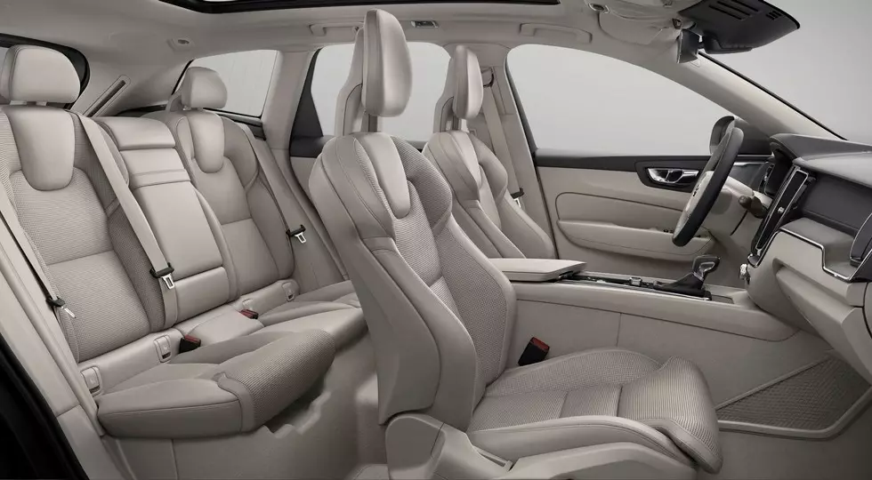 புதிய வோல்வோ XC60 இன் தொடர் உற்பத்தி தொடங்கியது 31579_5