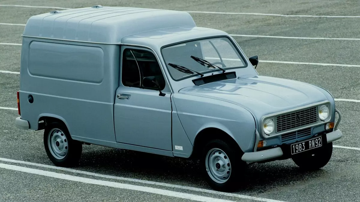 Renault 4 waa la soo dhaleeceeyaa qaabka isbadalka korantada. Hoogay, ma ahan sida 31661_4