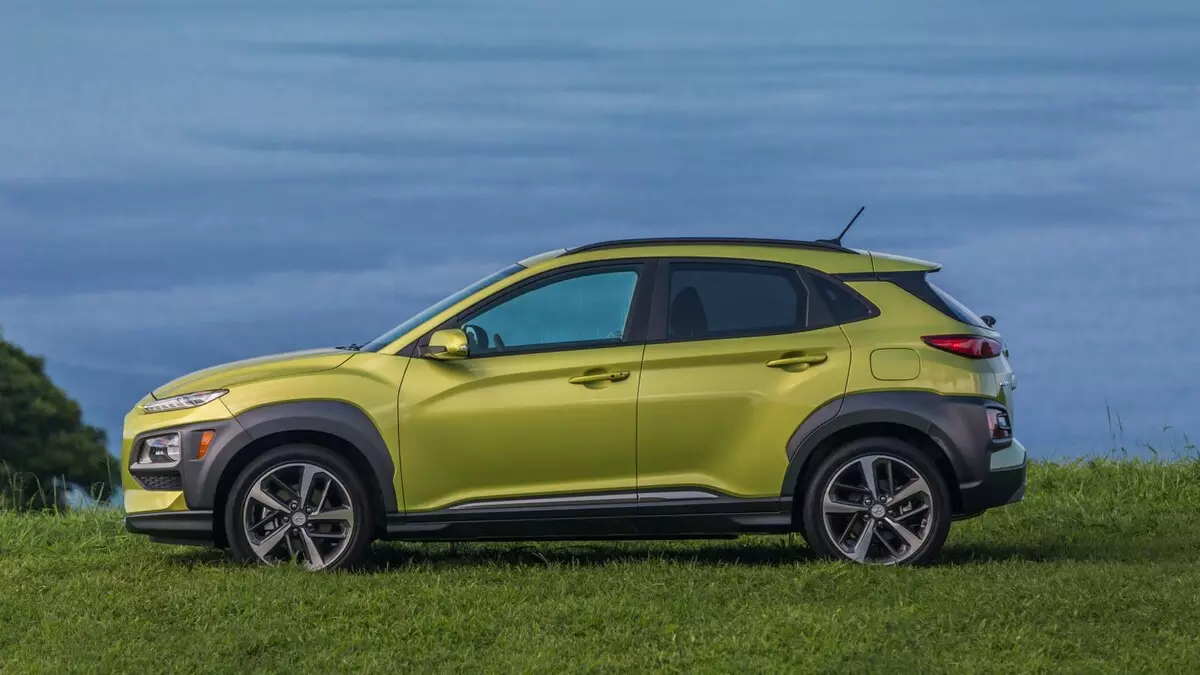 HYUNDAI_KONA_97