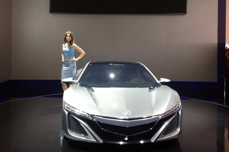 ACURA NSX.