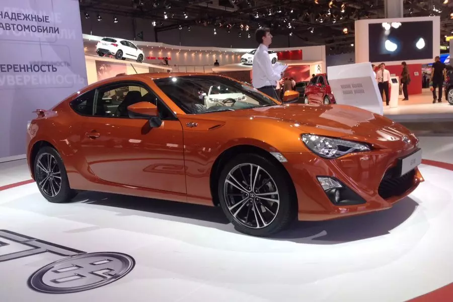 TOYOTA GT 86.