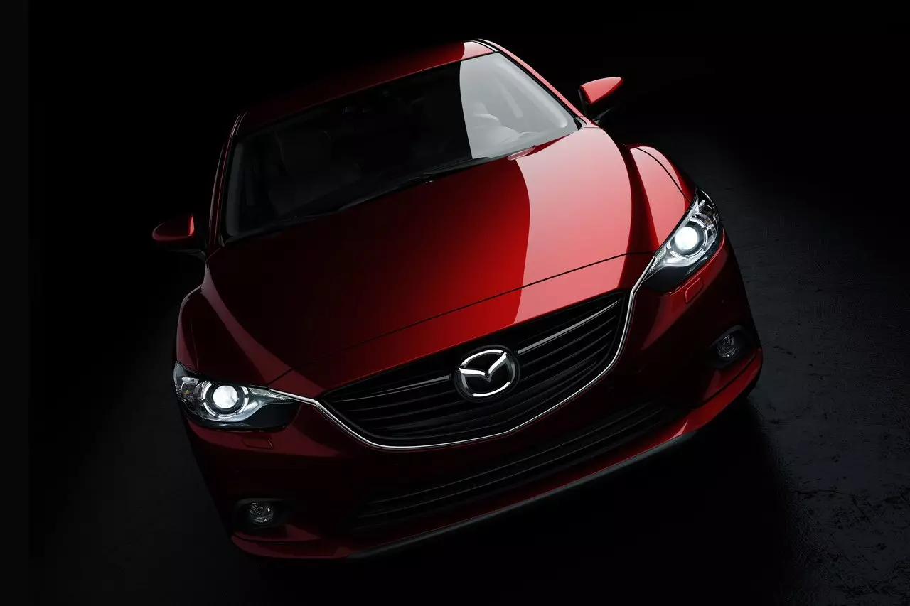 Mazda6 шинэ.