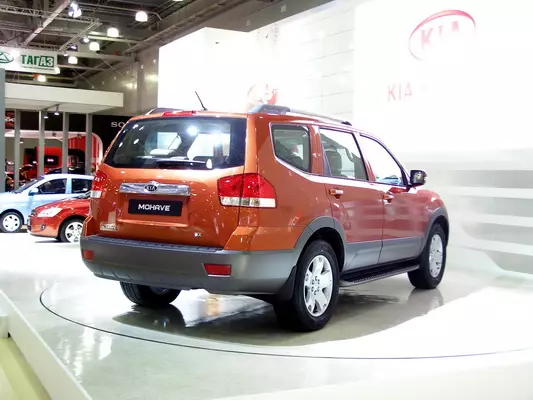 MMAS 2008: புகைப்பட அறிக்கை N4 (ஹூண்டாய், கியா, Ssangyong, டாட்ஜ், செவ்ரோலெட்) 31910_3