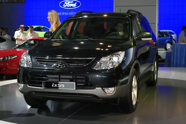 MMAS 2008: புகைப்பட அறிக்கை N4 (ஹூண்டாய், கியா, Ssangyong, டாட்ஜ், செவ்ரோலெட்) 31910_9